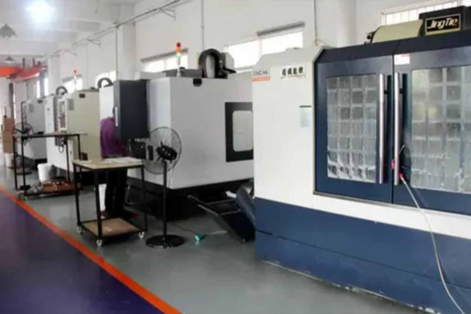 First part gallery | Learn about our factory environment and machines